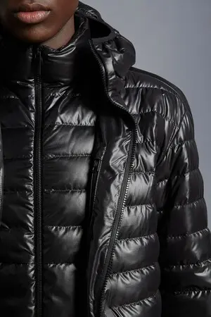 Moncler Lauzet Short Down Jacket