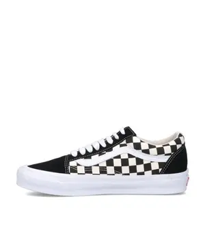VANS Old Skool Lace-up Sneakers