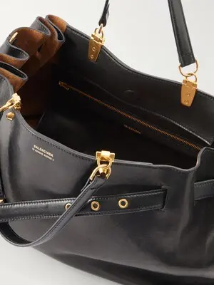Balenciaga Fan Medium Leather Tote