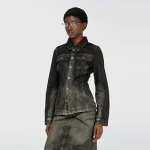 DIESEL® Fitted Trucker Jacket In Dirty-effect Denim - Black