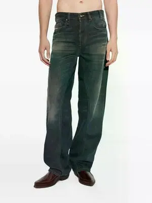 DIESEL® 2001 D-macro-u Faded Jeans