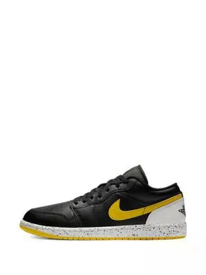 JORDAN Air 1 Low Se Sneakers - Black