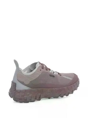 NORDA 001a Logo-print Low-top Sneakers