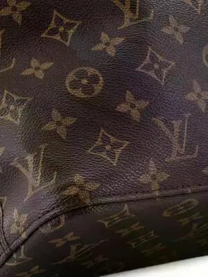 LOUIS VUITTON Luco Handbag Monogram Canvas Tote Bag