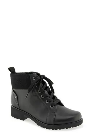 Munro Sara Leather Bootie - Black Leather