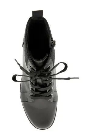 Munro Sara Leather Bootie