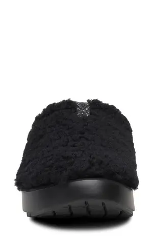 OOFOS Oocoozie High-pile Fleece Slipper