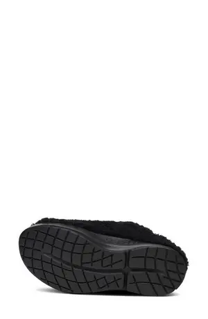 OOFOS Oocoozie High-pile Fleece Slipper