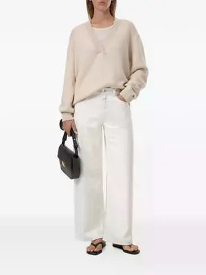 Closed V-neck Long-sleeve Sweater