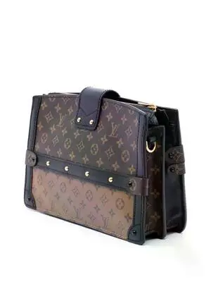 LOUIS VUITTON 2021-2026 Monogram Reverse Trunk Clutch Crossbody Bag