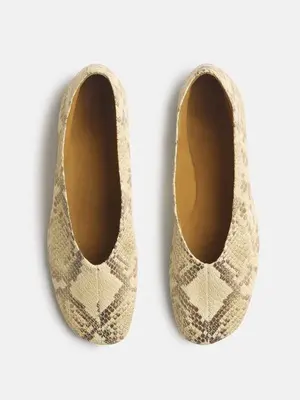 REFORMATION Blaine Flat Pale Snake