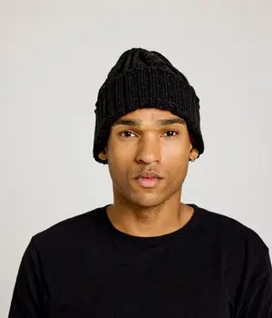 KNOWN SUPPLY Cable Knit Beanie - Black