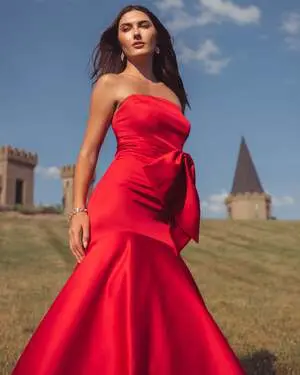 Mac Duggal Strapless Satin Mermaid Gown With Oversize Bow