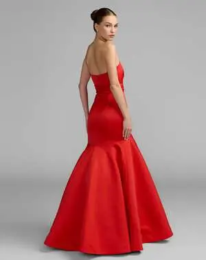 Mac Duggal Strapless Satin Mermaid Gown With Oversize Bow