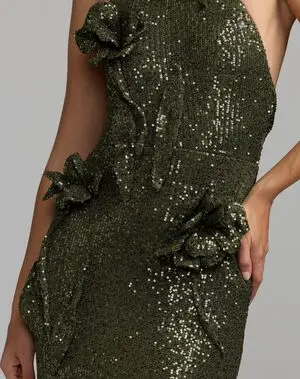 Mac Duggal Green Halter Neck Sequin 3d Flower Column Gown