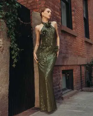 Mac Duggal Green Halter Neck Sequin 3d Flower Column Gown