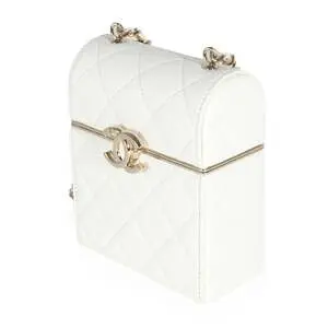 Chanel 22p Quilted Lambskin Box Clutch - White