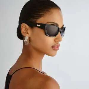 Le Specs Salacious