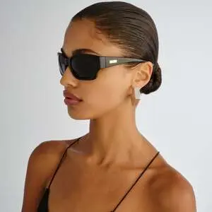 Le Specs Salacious