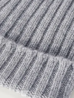 Thom Sweeney Ribbed Cashmere Beanie - Gray