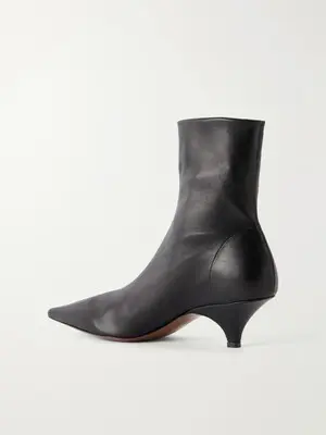 NEOUS Poera 40 Leather Ankle Boots