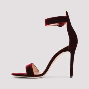 GIANVITO ROSSI Portofino 105 Pumps