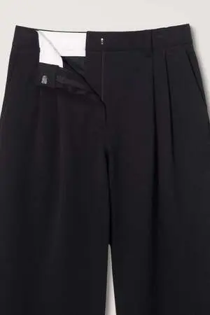 DUNST Casual Trousers With Belt Loops