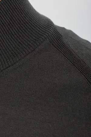 C.P. COMPANY Lens-detail Quarter-zip Sweater - Grey