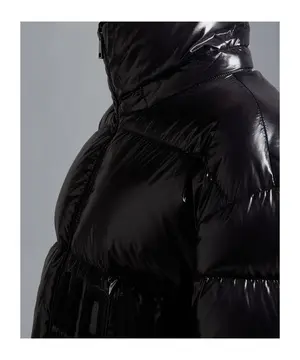 Moncler Abbaye Short Down Jacket - Black
