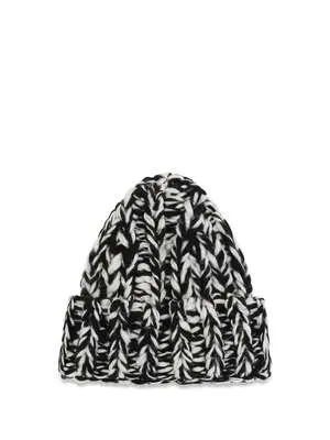 AMI Paris Xxl Wool Knit Beanie - Black