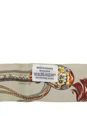 Hermès 2000-2026 Cavalcades Silk Twilly Scarf Scarves