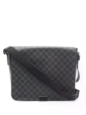 LOUIS VUITTON 2014 Damier Graphite District Gm Crossbody Bag - Black