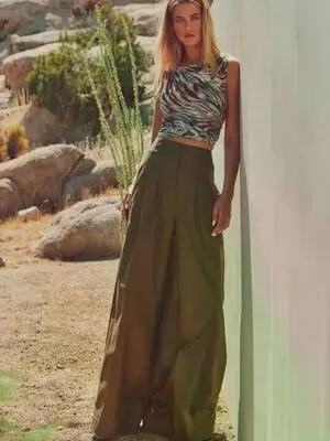 JBQ Logan Pleated Wide-leg Trousers