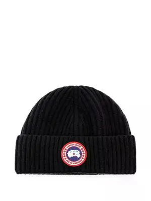 Canada Goose Ribbed-knit Logo-patch Beanie Hat - Black