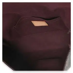 LOUIS VUITTON Monogram Canvas Favorite Mm - Brown