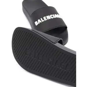 Balenciaga Flip-flops & Slides - Black