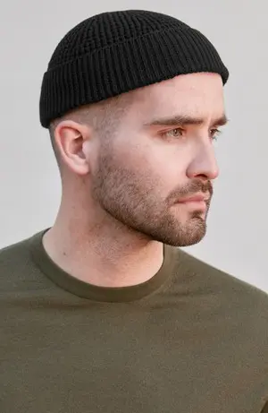 PAUL JAMES Lightweight Whitby Fisherman's Beanie - Black