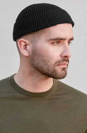 PAUL JAMES Lightweight Whitby Fisherman's Beanie - Black