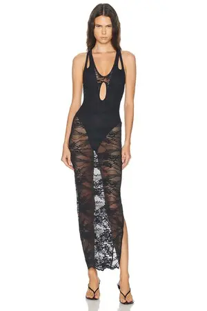 HAELO Lace Veiled Dress - Black