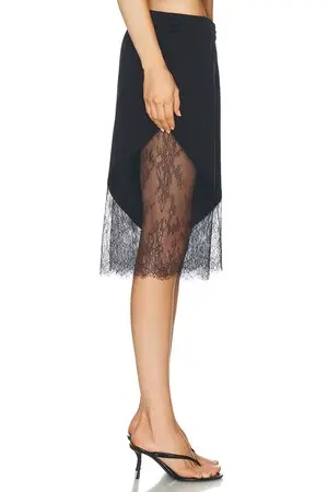 HAELO Lace Fade Track Short