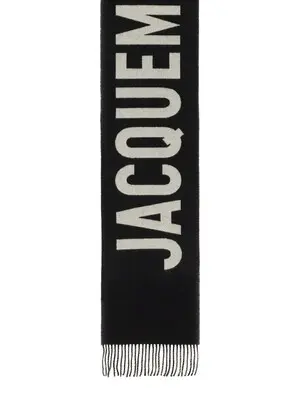 Jacquemus Sciarpa In Lana Con Frange E Logo