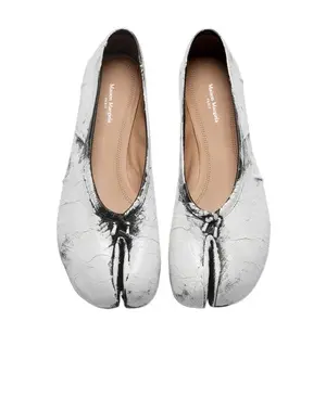 MAISON MARGIELA Tabi Ballet Flats