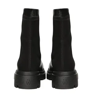 STUART WEITZMAN Round Toe Ankle Boots