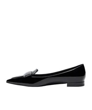 STUART WEITZMAN Sovinnie Flat