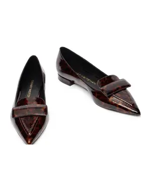 STUART WEITZMAN Sovinnie Flat