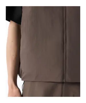 Veilance Naroda Insulated Vest - Sable
