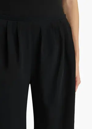 Khaite Poppy Short