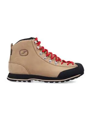 LA SCARPA Leather Hiking Boot With Lug Sole