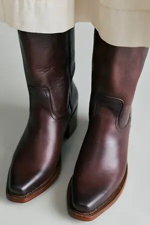 THE FRYE COMPANY Mustang 15l Boots - Brown