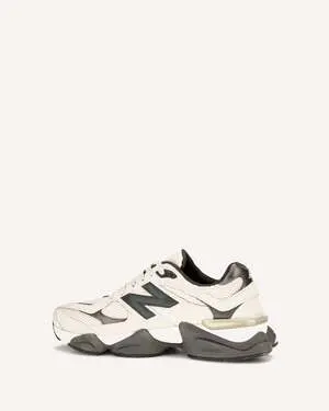 NEW BALANCE 9060 Sneakers - Cream